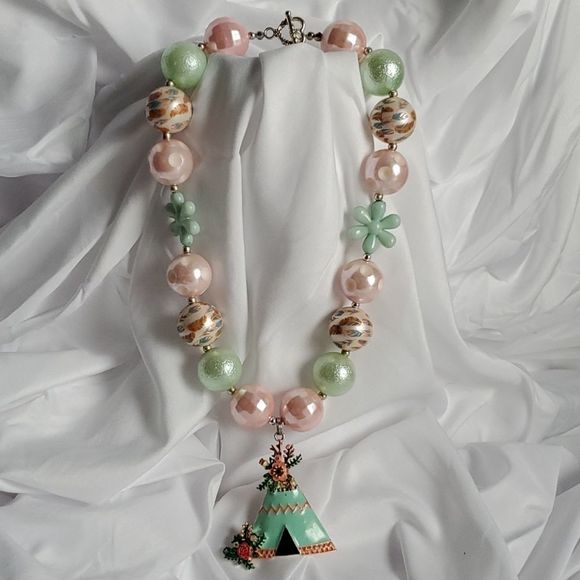 Jackie Sherwood | Accessories | Newteepee Chunky Necklace | Poshmark